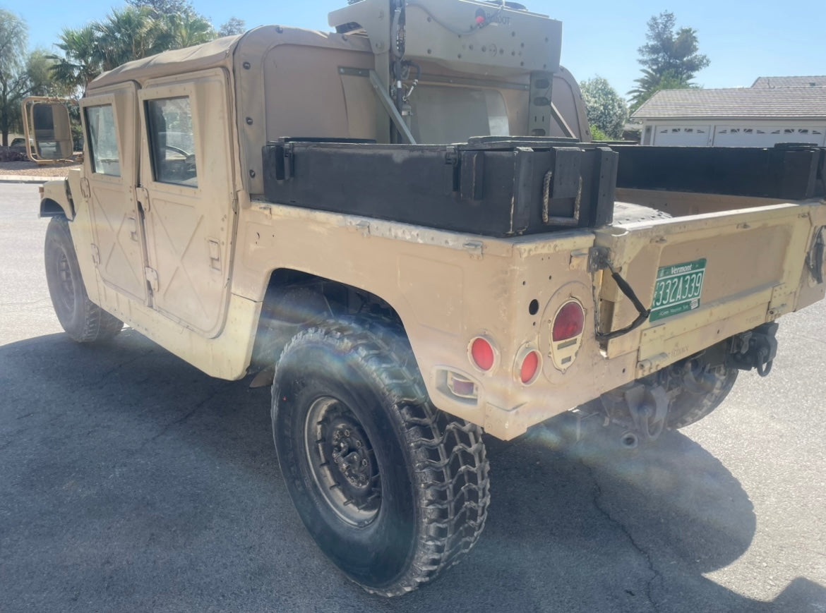1991 Military Humvee – Paradise Mall